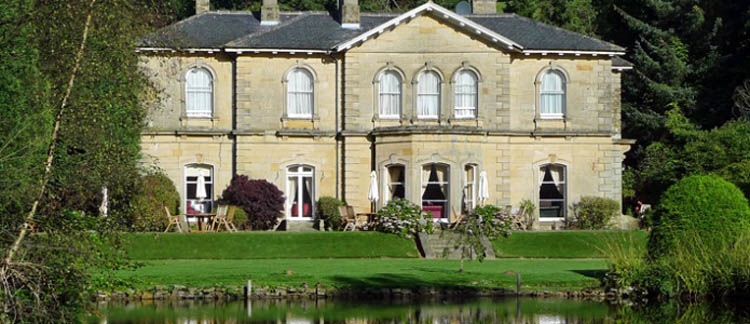 A Very Big House In The Country – Hackness Grange – Wedding Band York